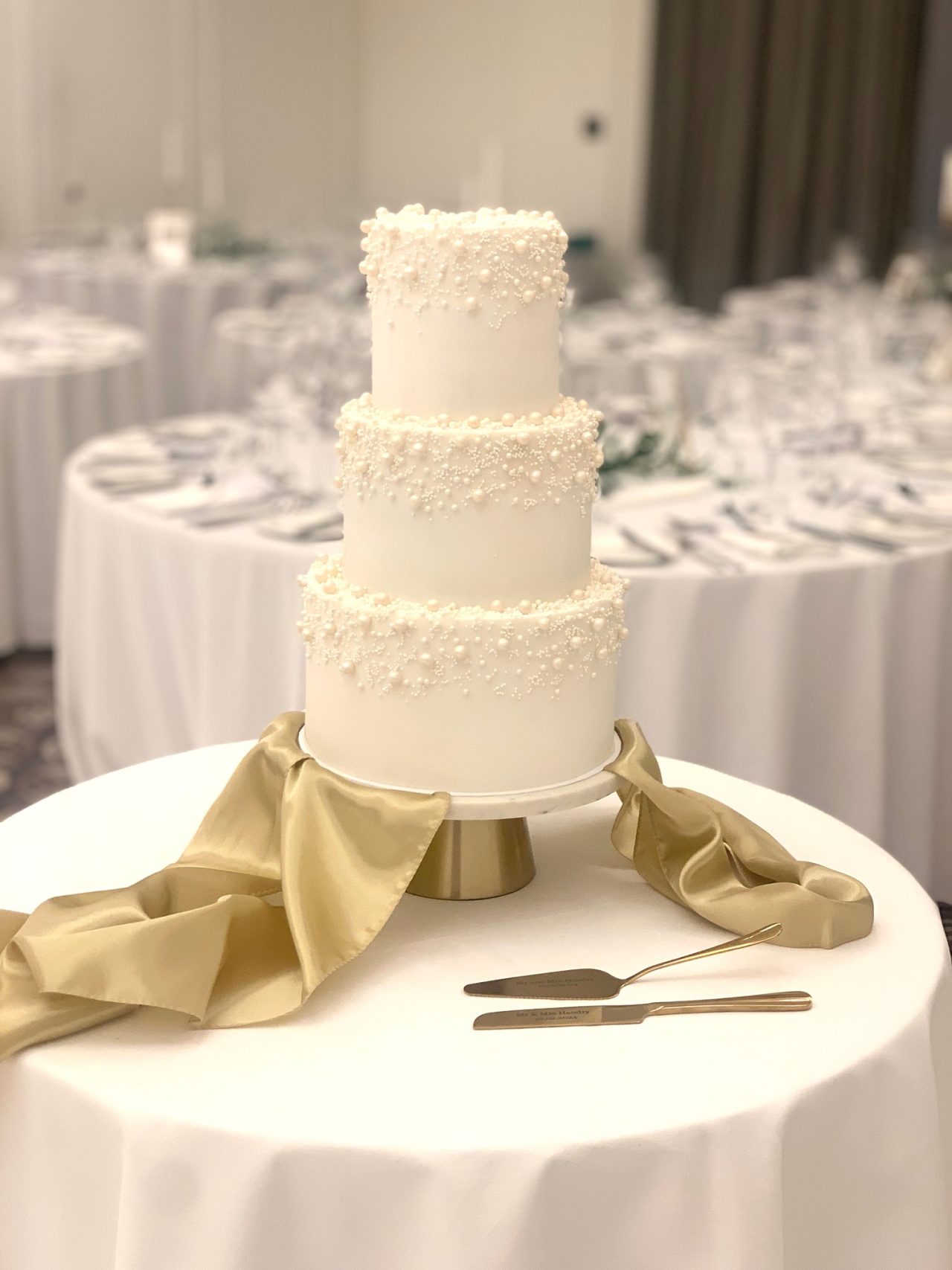 Luxury Wedding Cakes Aberdeen and Aberdeenshire - Hey Sugar Cake Studio
